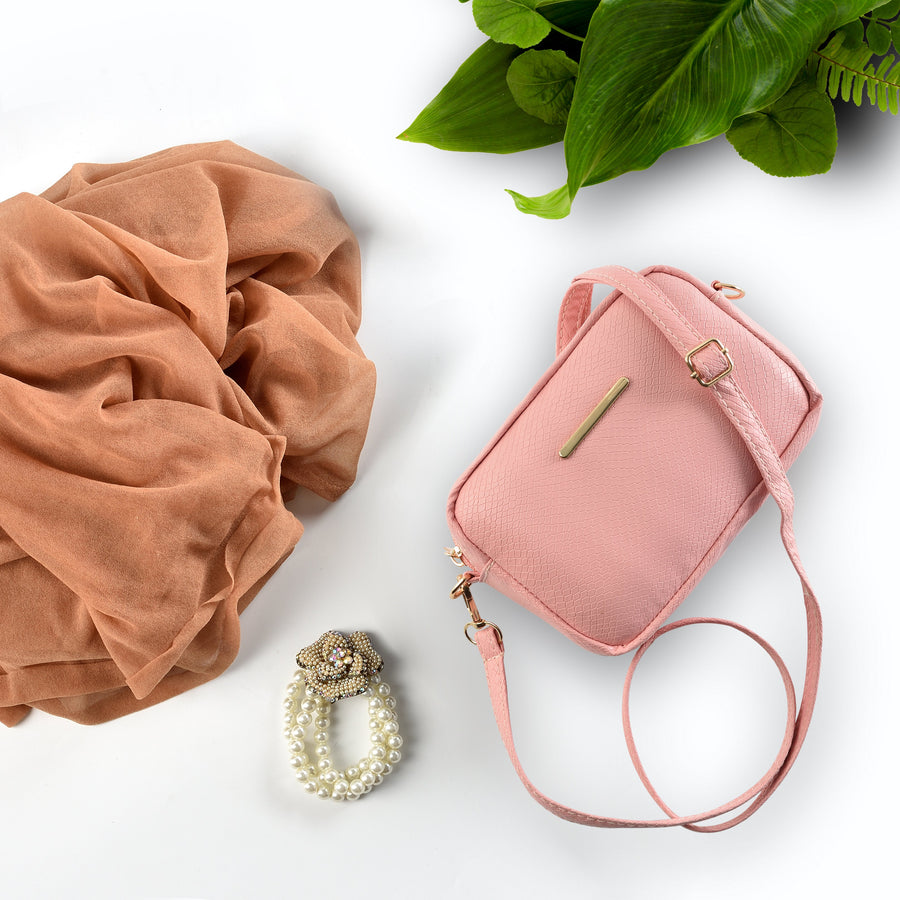 Crossbody Bags For Women Online In Pakistan | Fineur